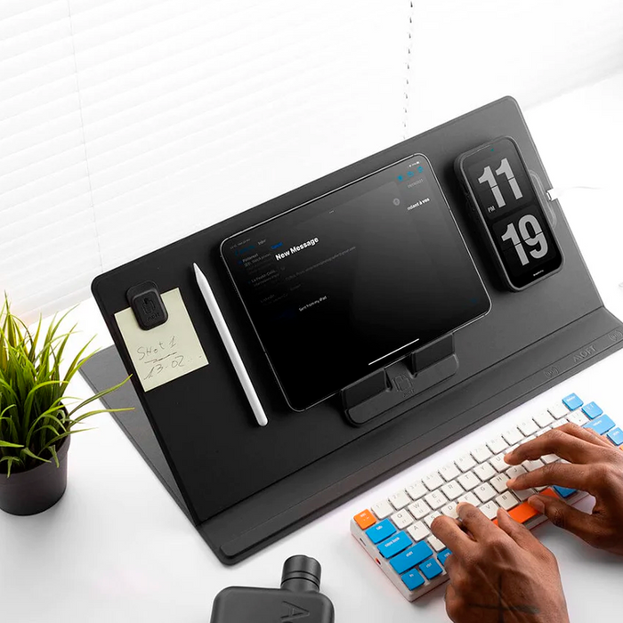 MOFT Smart Desk - Desk Mat with Wrist Rest + Magsafe Wireless Charger